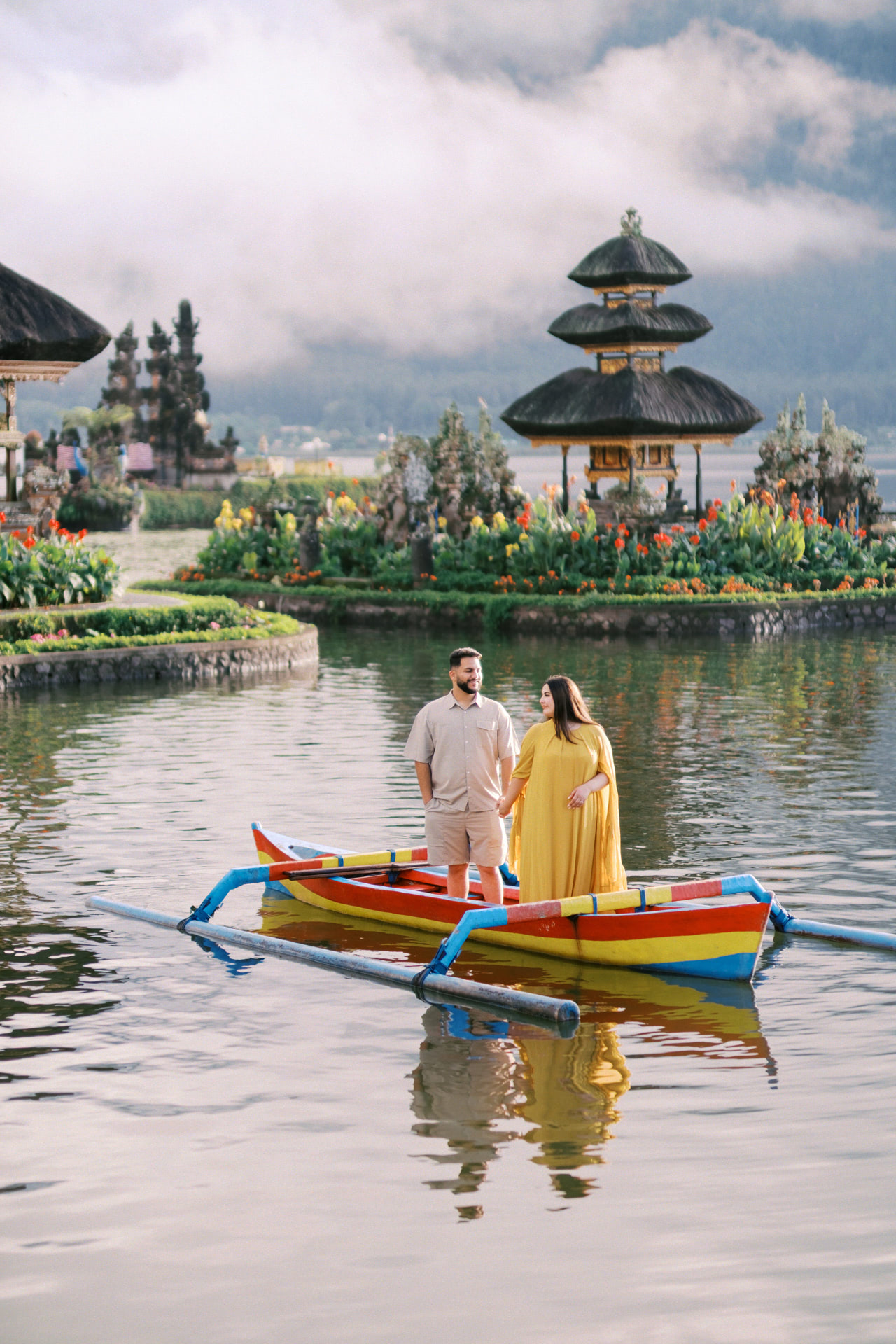 M&U: Bali Temple Gate Photoshoot by Satria - Gusmank